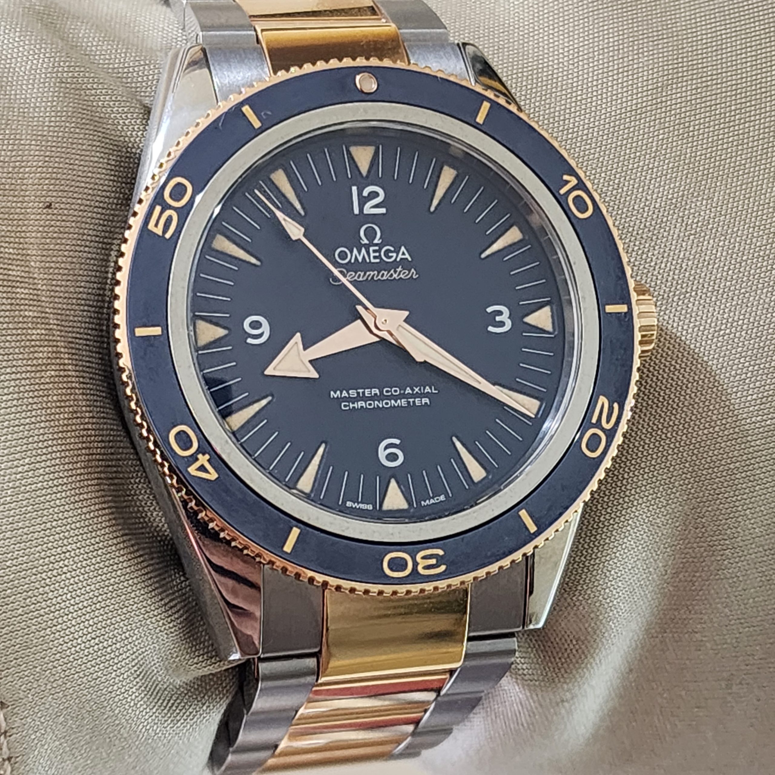 Omega Seamaster Titanium and rose gold | Value Your Watch